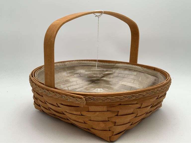 1909 round pie basket - Hurley Real Estate & Auctions