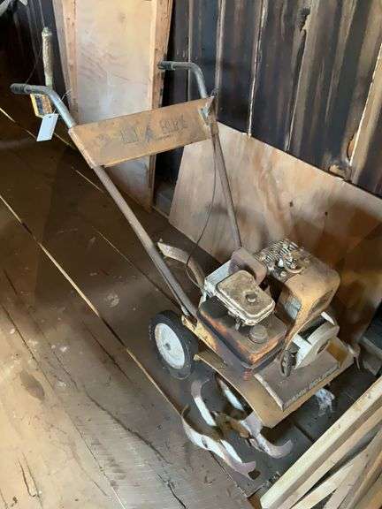 Hahn Eclipse tiller - Hurley Real Estate & Auctions