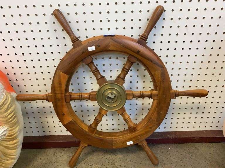 Ship's wheel - Hurley Real Estate & Auctions