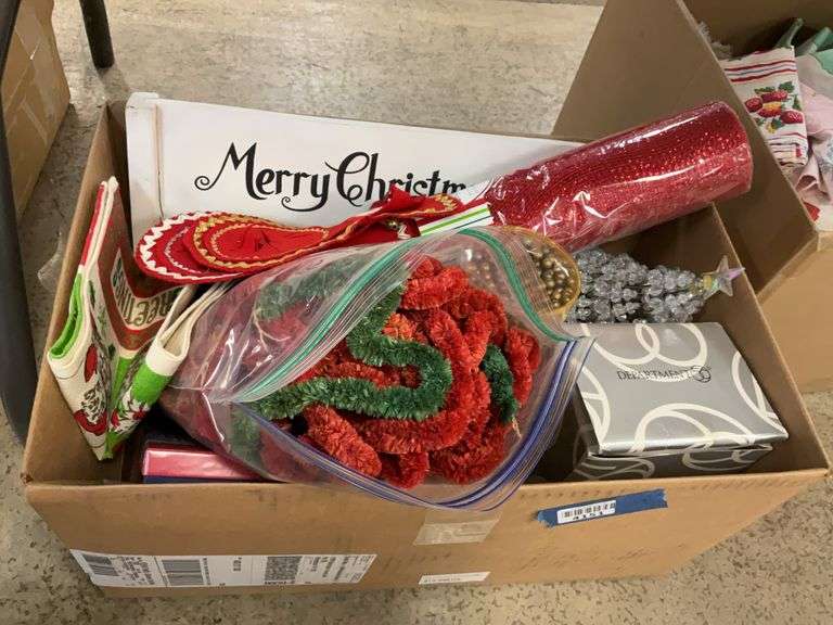 Boxlot of misc Christmas items including Dept 56 - Hurley Real Estate ...