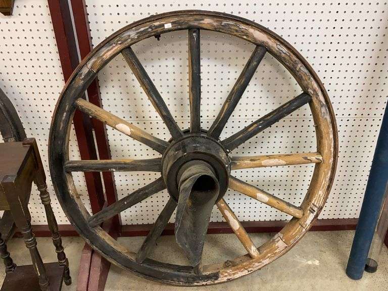 Wagon wheel 38x38 - Hurley Real Estate & Auctions
