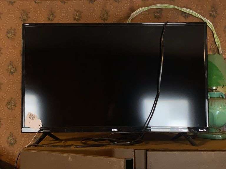 ONN Roku TV model: 10001258933x22.5x68 - Hurley Real Estate & Auctions