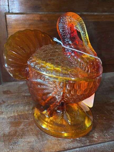 Amberina glass figural turkey covered dish - Hurley Real Estate & Auctions