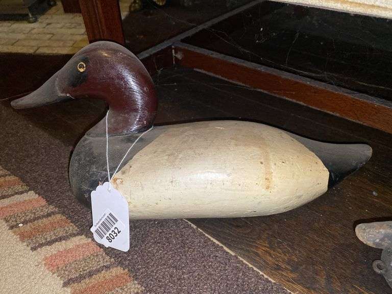 Wooden working duck decoy - Hurley Real Estate & Auctions