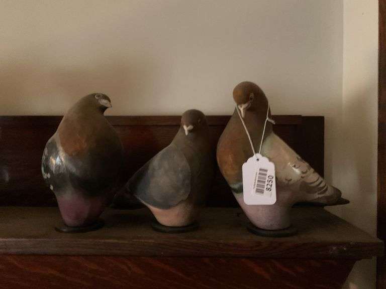 Three Coalson raku pottery pigeons - Hurley Real Estate & Auctions