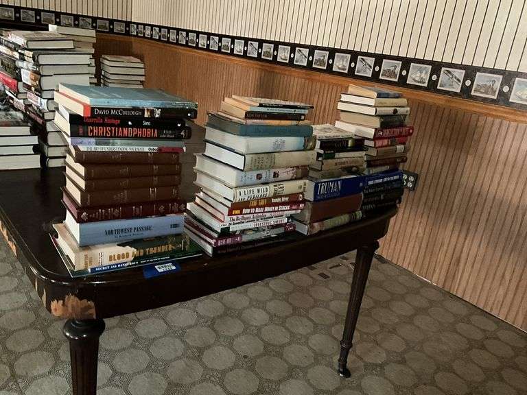 Book lot: biography, history, misc - Hurley Real Estate & Auctions