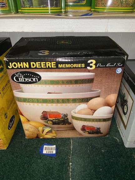 John Deere mixing bowl set in box - Hurley Real Estate & Auctions