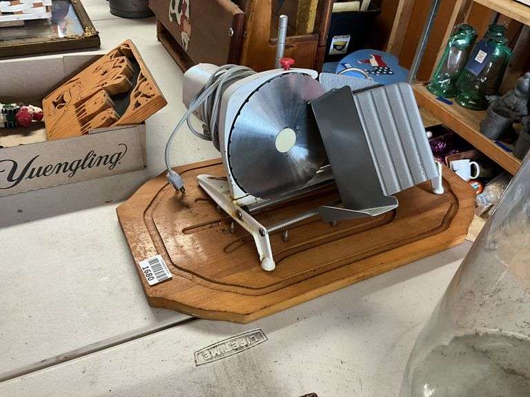 Major electric slicer model: 55 - Hurley Real Estate & Auctions