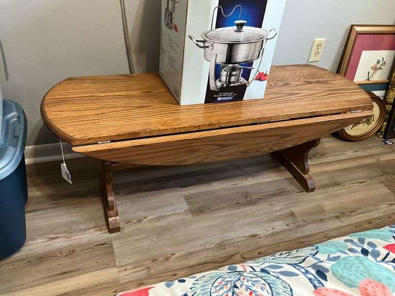 Oak trestle drop leaf coffee table w/o extensions up 46x15 - Hurley ...