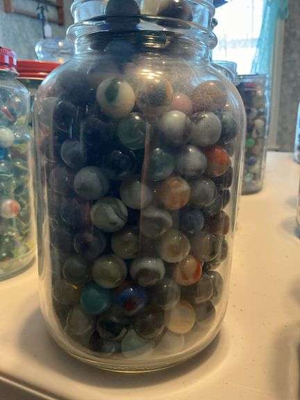 Jar of marbles - Hurley Real Estate & Auctions