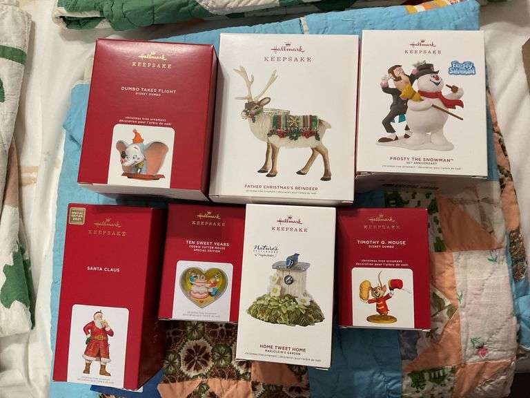 Hallmark Christmas ornaments in boxes - Hurley Real Estate & Auctions