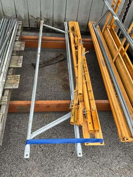 Scaffolding guard rail kit - Hurley Real Estate & Auctions