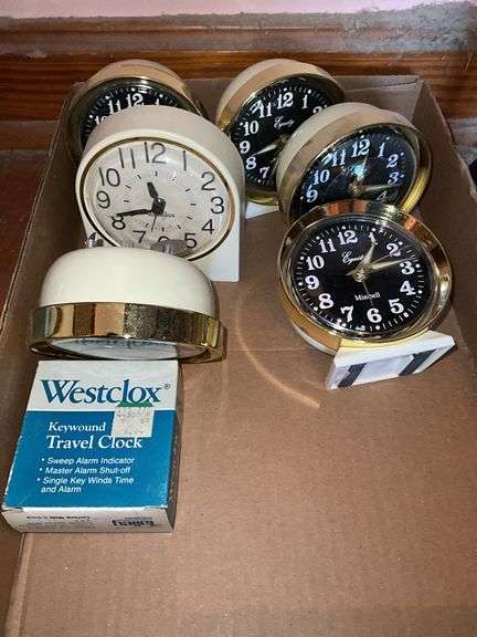 Alarm clock lot - Hurley Real Estate & Auctions