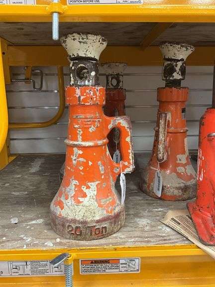 JET House Jack, Screw - Hurley Real Estate & Auctions