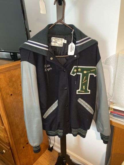 T varsity letter jacket sz: M - Hurley Real Estate & Auctions