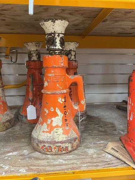 JET House Jack, Screw - Hurley Real Estate & Auctions