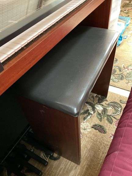 Electric organ w/ bench 42.5x18x35 - Hurley Real Estate & Auctions