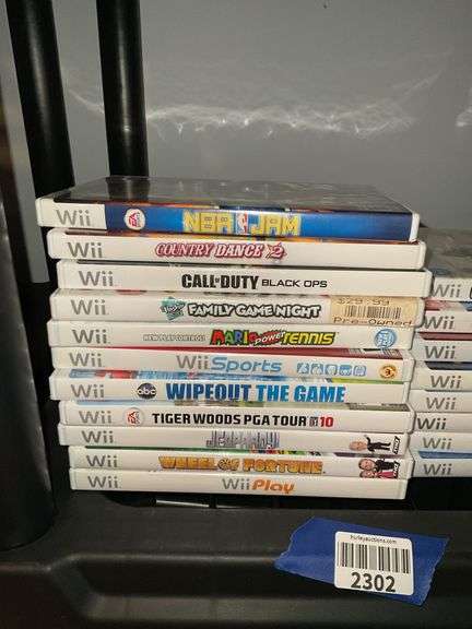 Nintendo Wii video games lot - Hurley Real Estate & Auctions