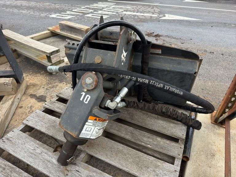 Bobcat Model 10 quick detach post hole digger for mini track machine ...