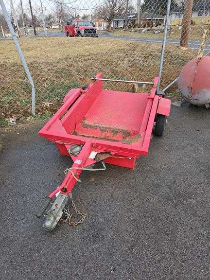 2007 Classen Trailer, Approx 3x5.5ft EZ load utility trailer, great for ...