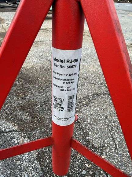 Ridgid RJ-99 head pipe stand - Hurley Real Estate & Auctions