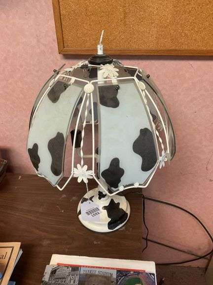 Cow theme touch lamp - Hurley Real Estate & Auctions