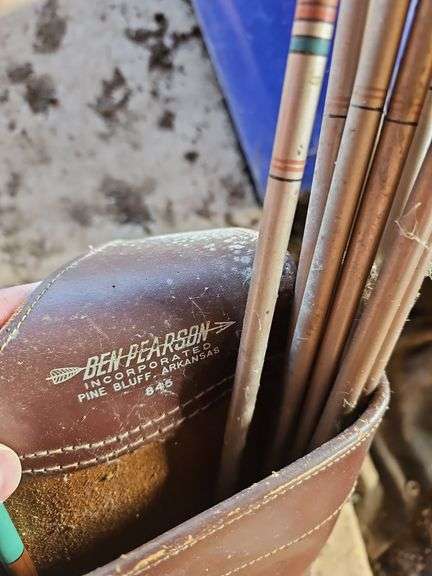 Ben Pearson quiver and arrows - Hurley Real Estate & Auctions