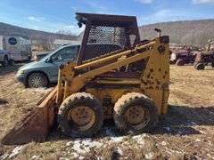 Gehl 4600 skid steer 1190 hours. Stored in shed. Has been sitting for ...