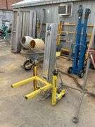 Sumner 2400 Compact Equipment lift 12' (3.7 m) & 16' (4.9 m) lifts ...