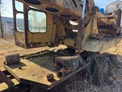 Warner and Swasey Gradall G-600 model M8560 excavator. Has been sitting ...