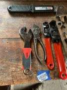 Industrial Versa Wrenches and assorted wrenches - Hurley Real Estate ...