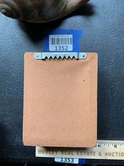 Peter Bates cameo, framed - Hurley Real Estate & Auctions