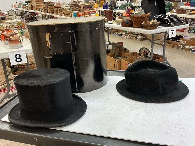 Gent's Hope Brothers/ London top hat, w/ other hat and hatbox - Hurley ...