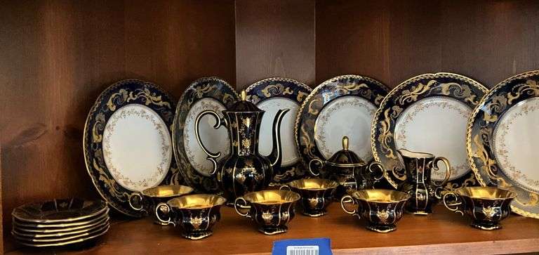 Bavaria cobalt blue china dish set w/ gold trim - Hurley Real Estate ...