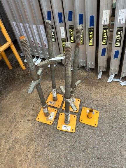 Set of four scaffolding levelers - Hurley Real Estate & Auctions