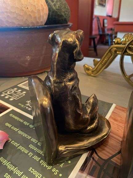Bronze labrador dog bookends - Hurley Real Estate & Auctions