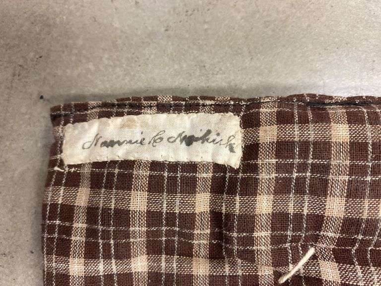 Brown gingham knotted coverlet, Nannie C. Neikirk label - Hurley Real ...