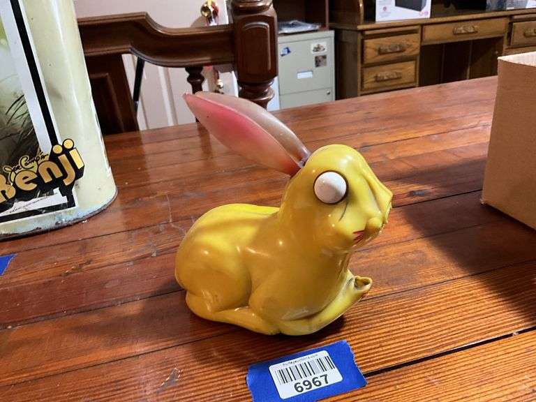 Vintage plastic rabbit friction toy - Hurley Real Estate & Auctions