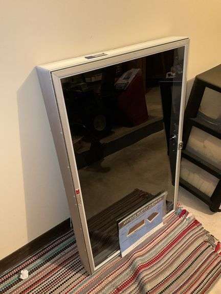 Allstate Manufacturing Co. display cabinet - Hurley Real Estate & Auctions
