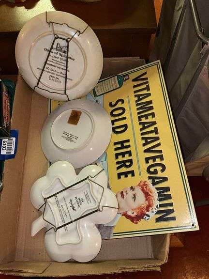 Collector plates, I Love Lucy sign, NFL trailers set, football ...