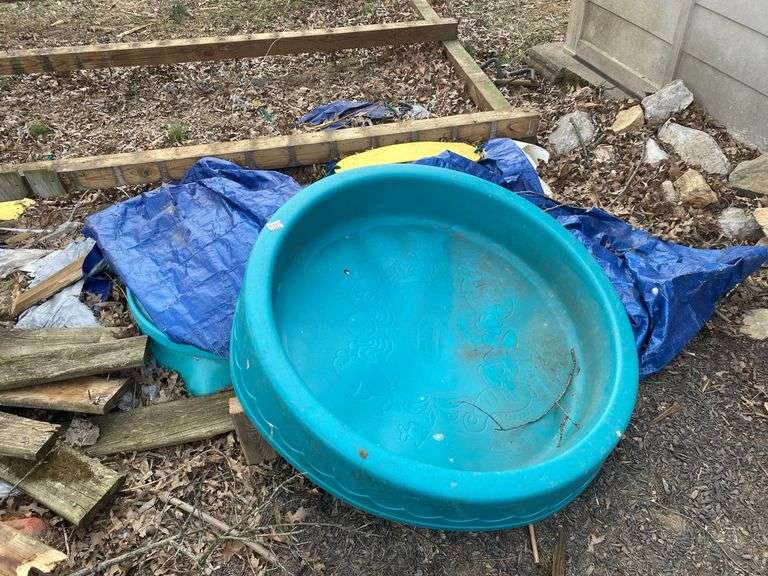 Turtle sandbox and little tykes pool - Hurley Real Estate & Auctions