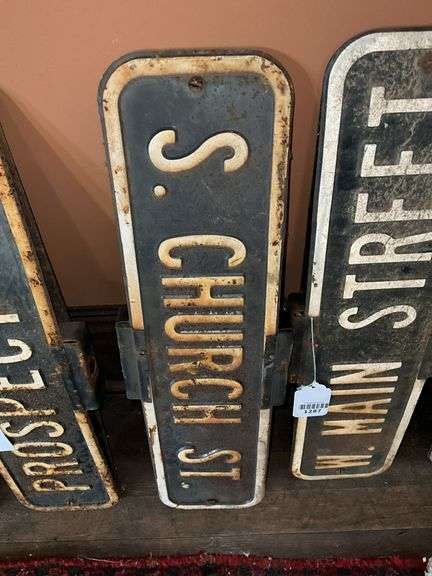 S CHURCH ST sign - Hurley Real Estate & Auctions