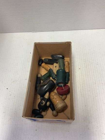 1930s Popeye and Ignatz Mouse strung wood toy figures, mouse not ...