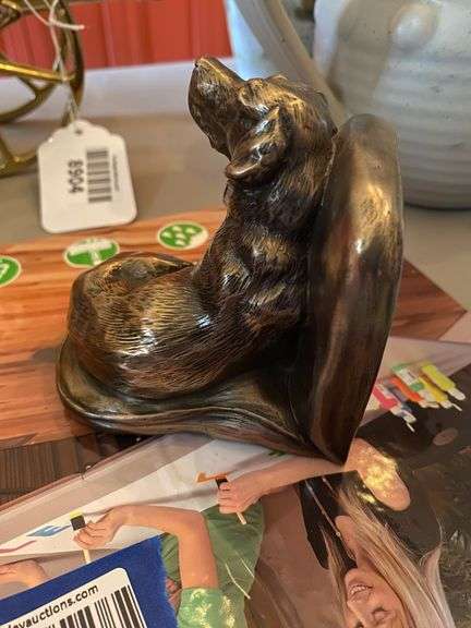 Bronze labrador dog bookends - Hurley Real Estate & Auctions