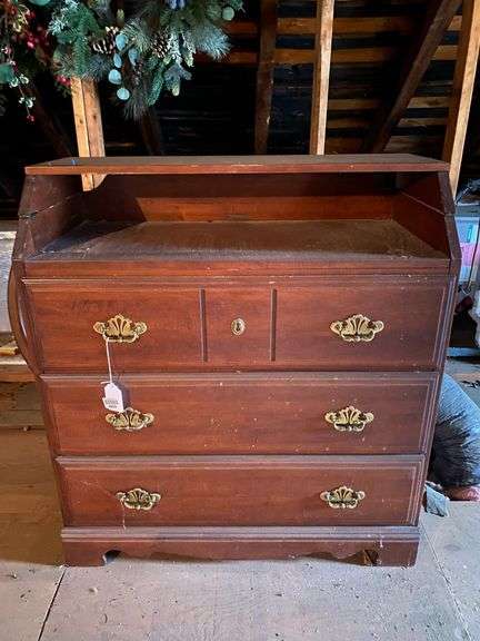 Open top desk w/ bureau base 35x17x38 - Hurley Real Estate & Auctions