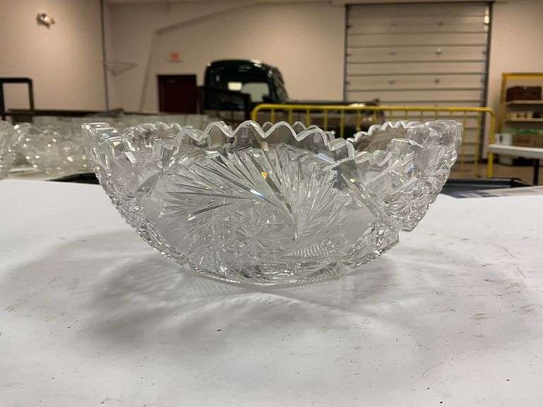 Round cut glass bowl - Hurley Real Estate & Auctions