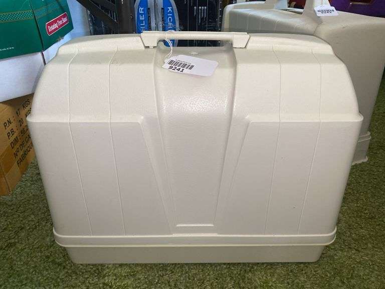 Dressmaker portable sewing machine w/ booklet - Hurley Real Estate ...