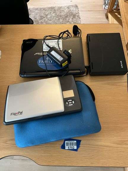 Acer Aspire D255E netbook, Craig DVD player, & Flip Pal mobile scanner ...