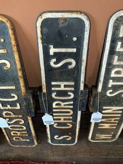 S CHURCH ST sign - Hurley Real Estate & Auctions