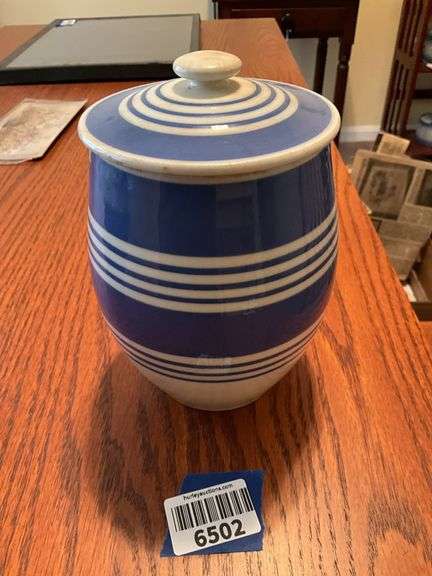 Blue banded mocha type canister - Hurley Real Estate & Auctions